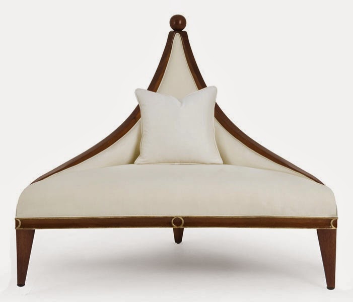 Arteeblog: Sofá triangular "Pyramis Sofa"