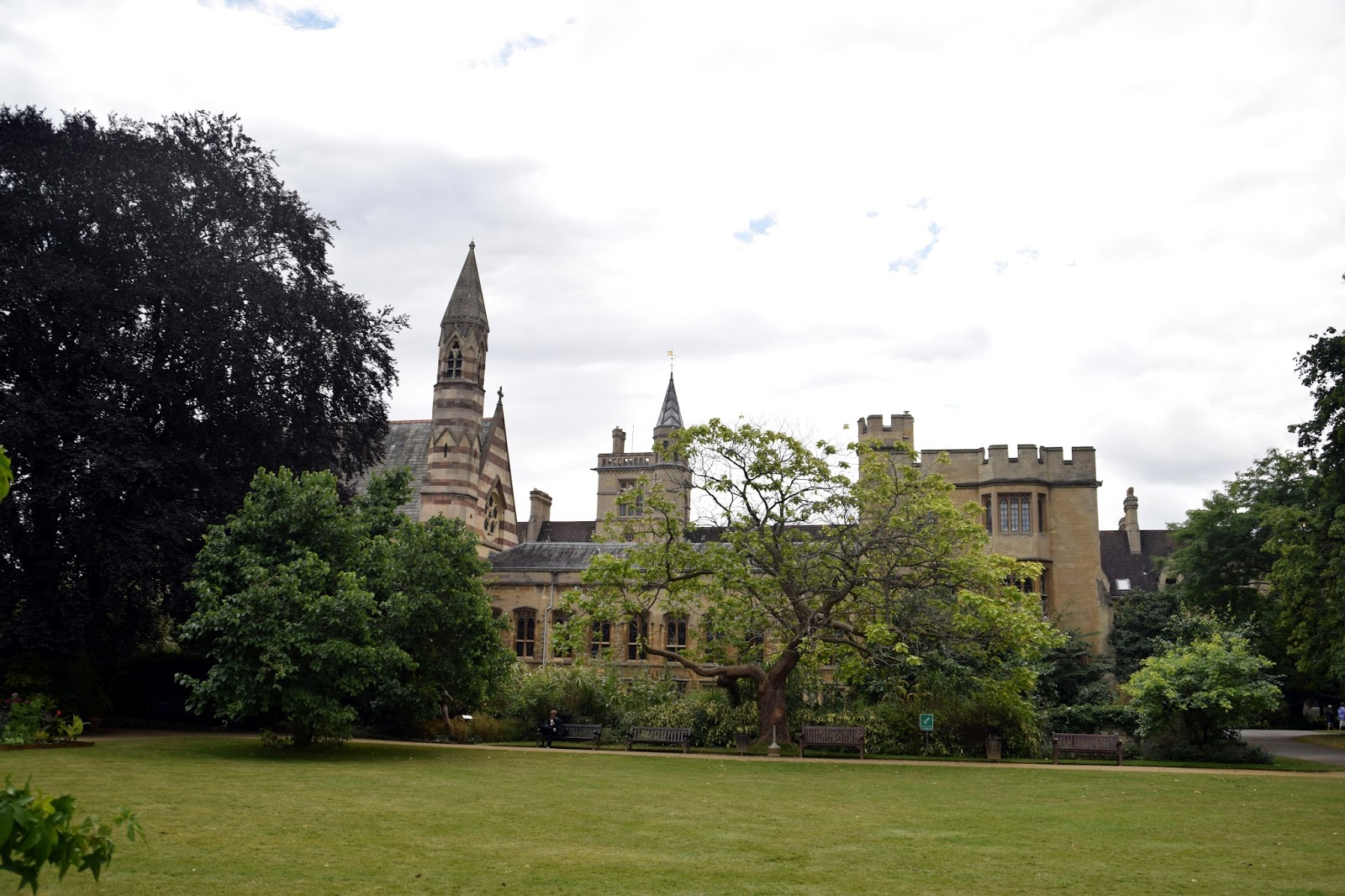 Enjoy your time with beautiful places: Balliol College in Oxford