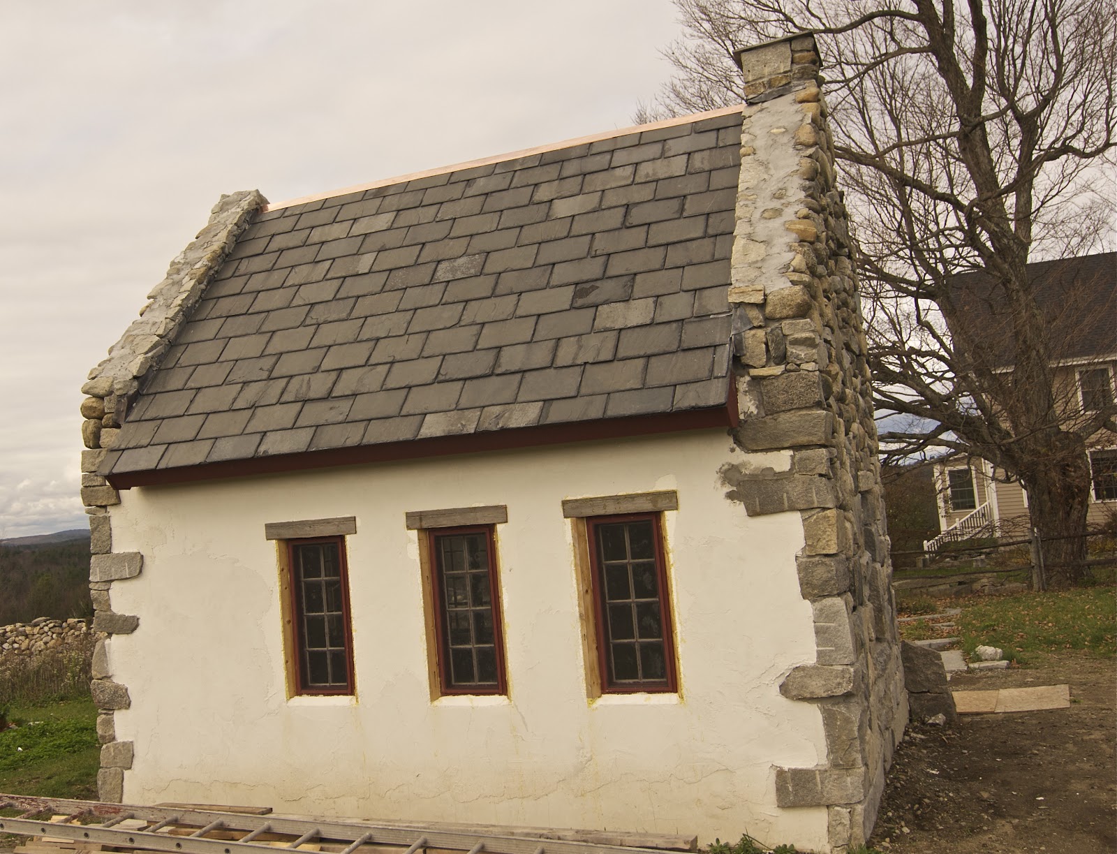 True Brick Ovens: Stone Roofs