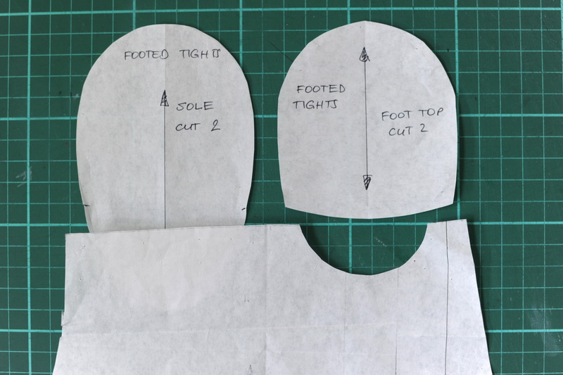 Chromatophobic: Footed Baby Tights Tutorial