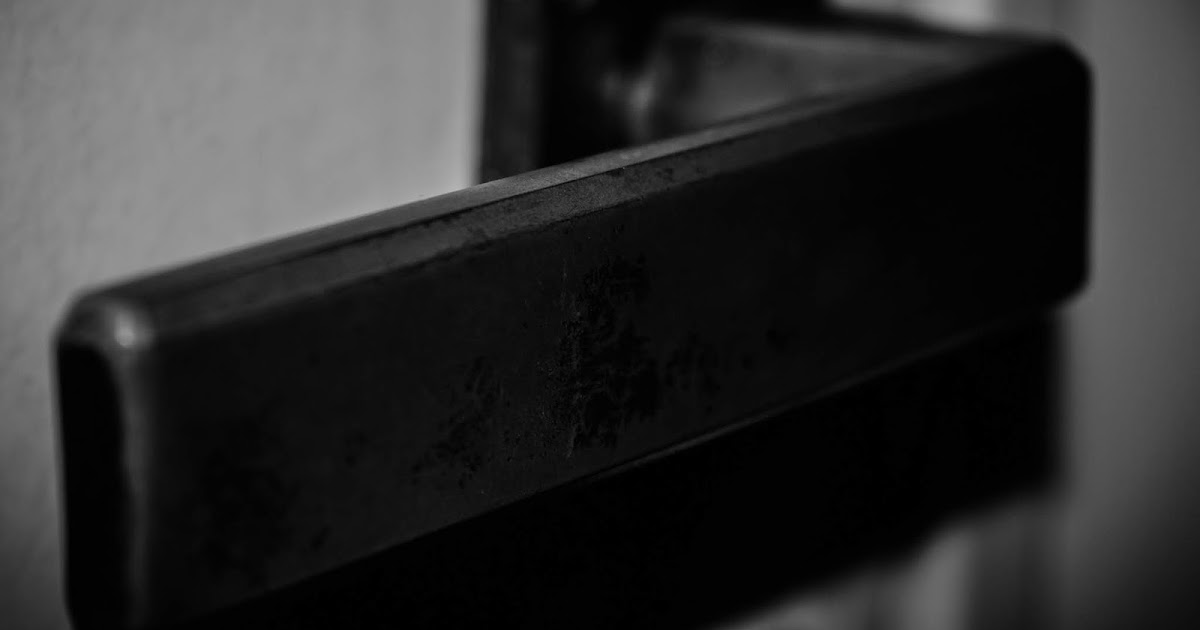 Cómo cerrar una puerta