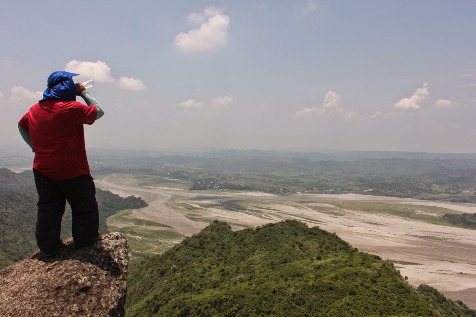 Larga-Bista: Mount Telakawa (Capas, Tarlac)