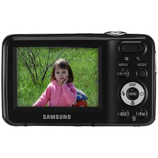 Uniserv Informatica: Camera Samsung ES80