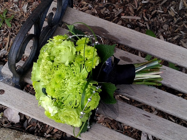 Becky's Blossoms: Green Envy Wedding