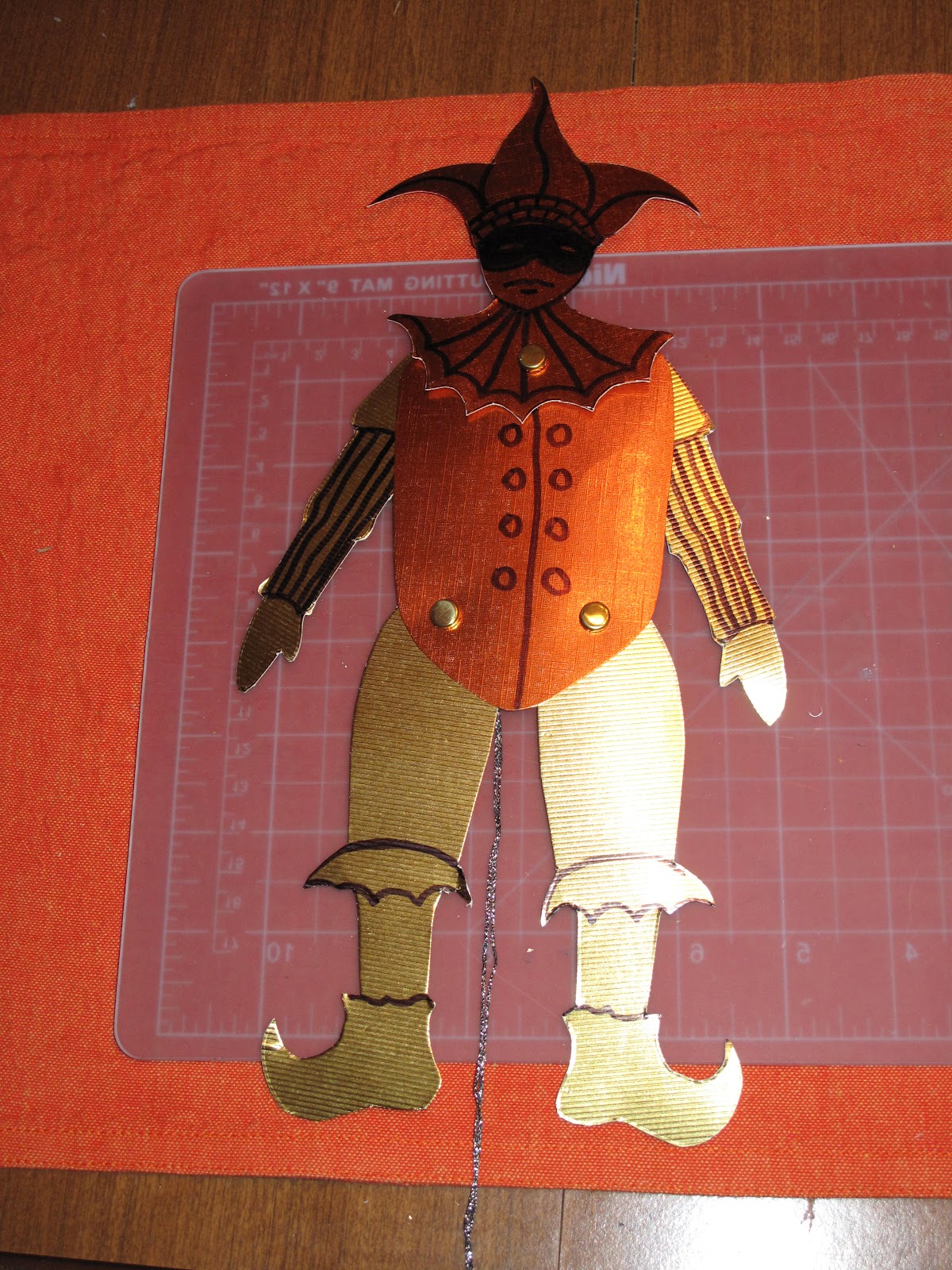 just create every day: paper jester tutorial