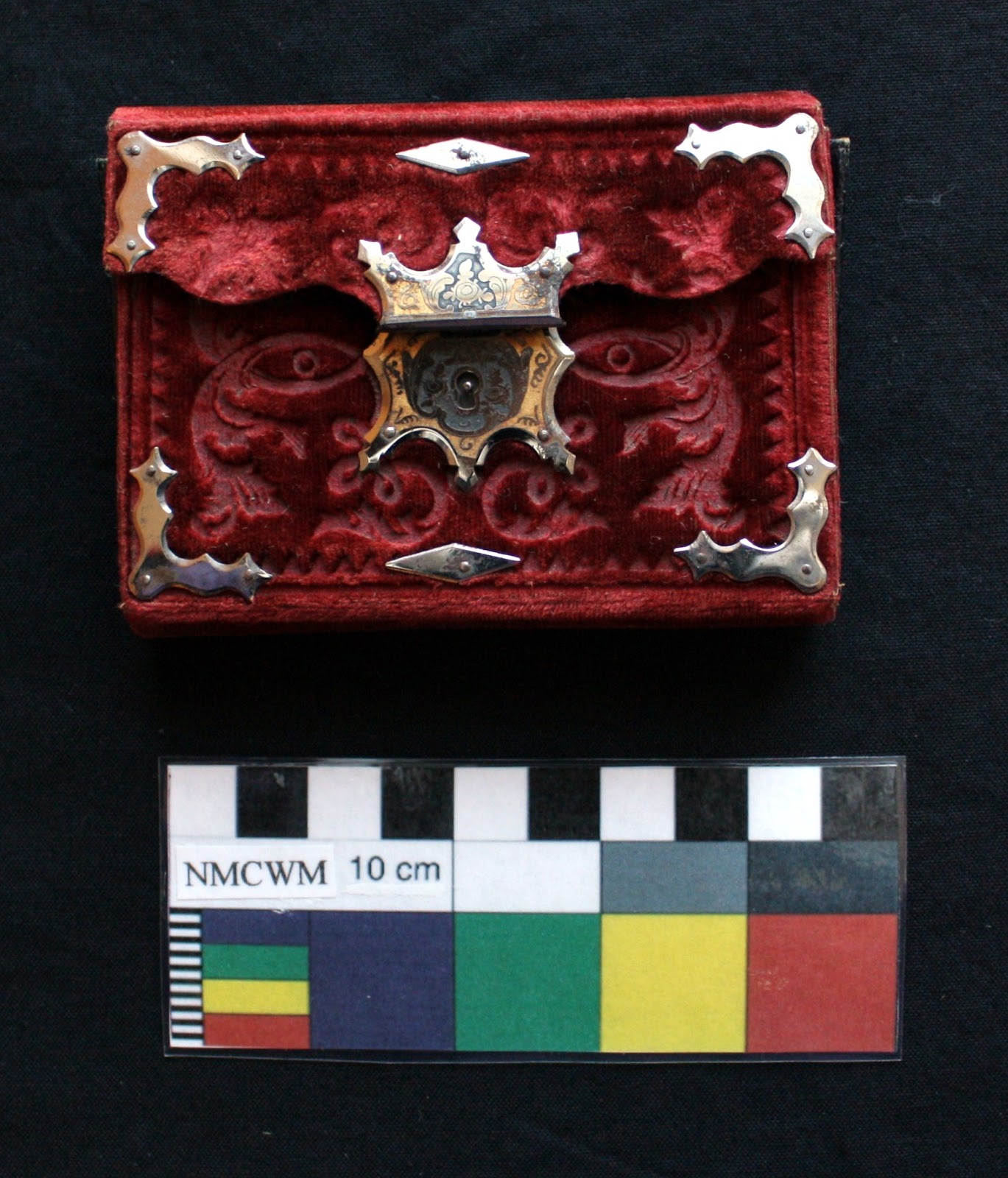 Guardian of the Artifacts: The Civil War Housewife