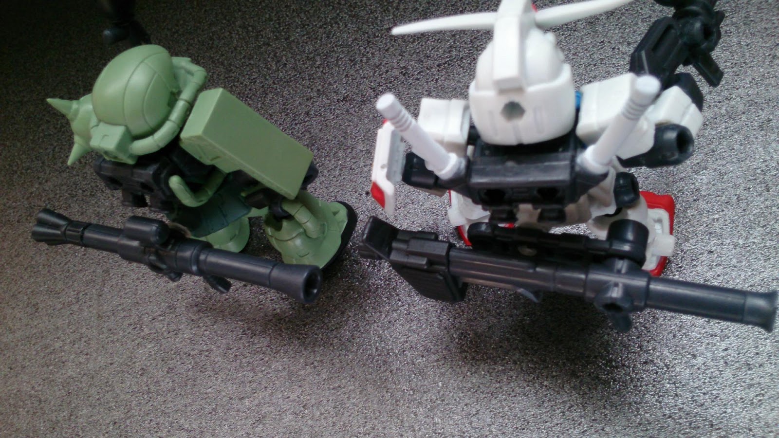 [ Review ] - Mobile Suit Ensemble part 01