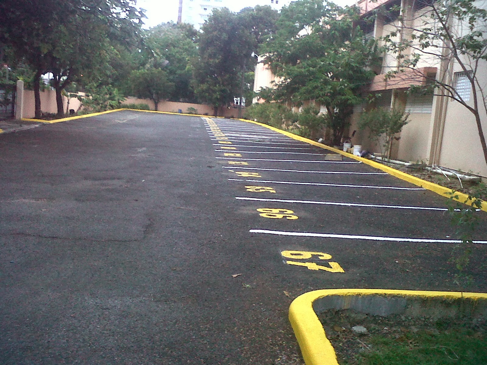 RZ INGENIERÍA Y PROYECTOS. SRL: ROTULACION Y PINTURA DE PARQUEOS.