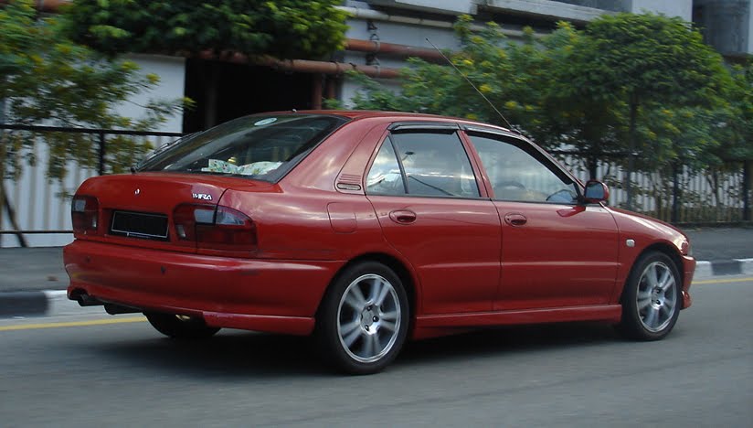 PROTON SAGA MEGAVALVE AEROBACK (1990)