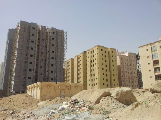 Life in Kuwait Blog: Building Boom from Mahboula to Fahaheel