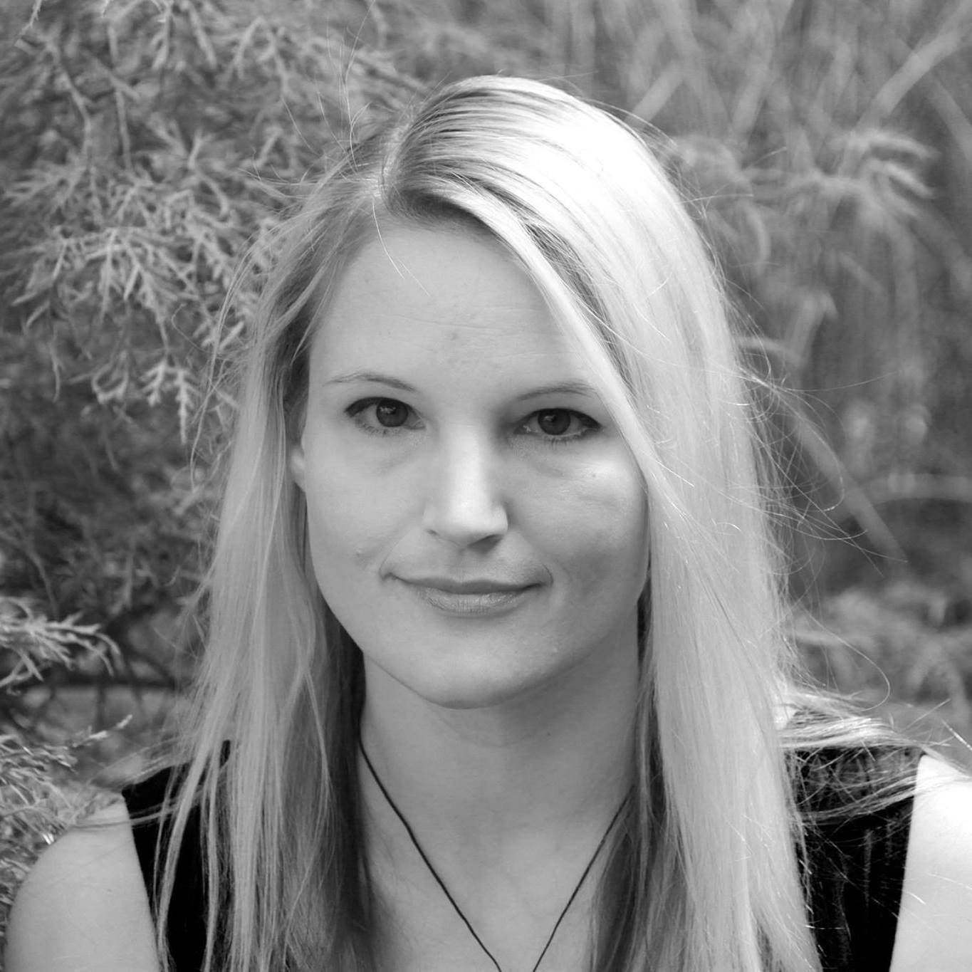 Bücher - NewsWelt ღ ∞: »Stefanie Hasse - abseits der Fantasie ...