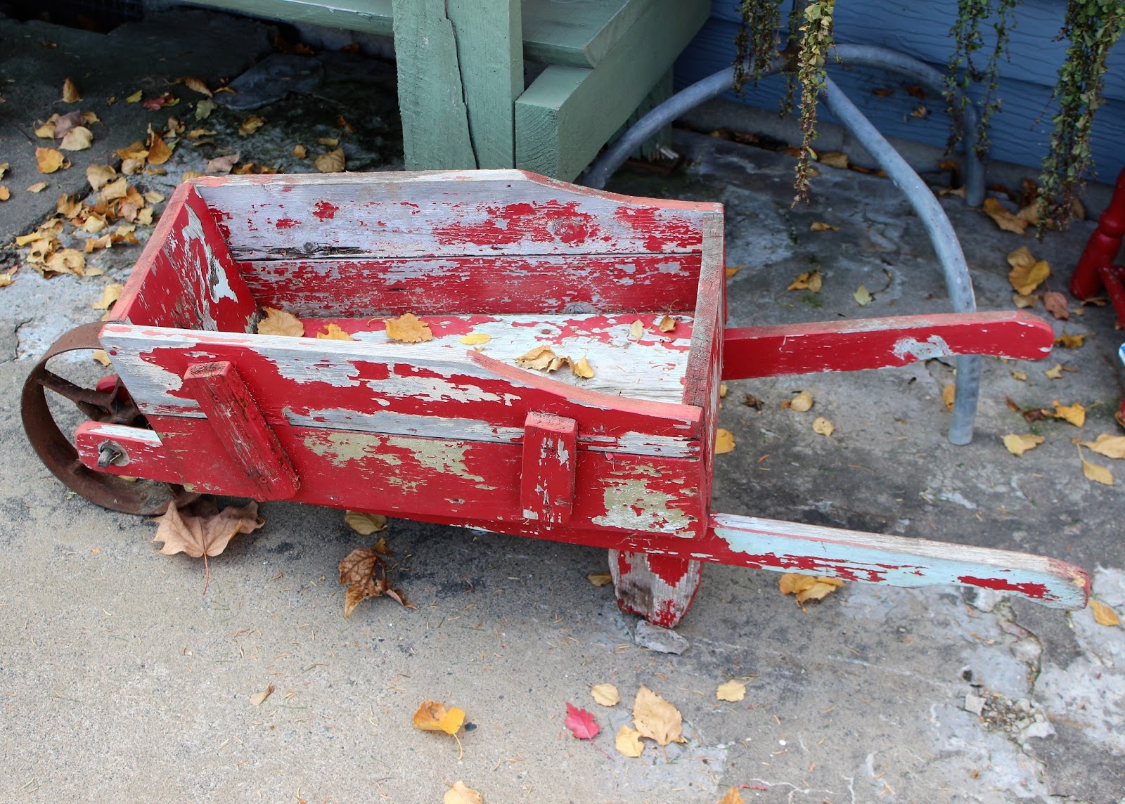 Fun Fall Junk Finds - Organized Clutter