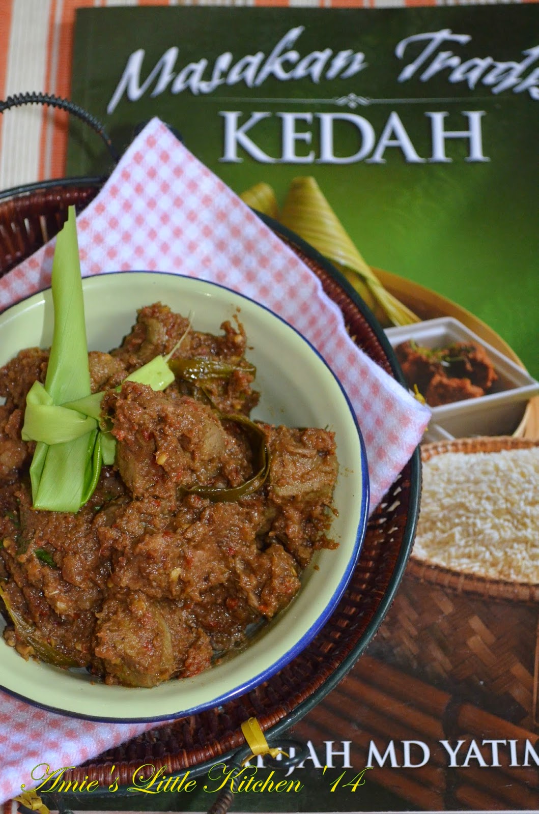 Resepi Rendang Yang Sedap dan Mudah! - Amie's Little Kitchen