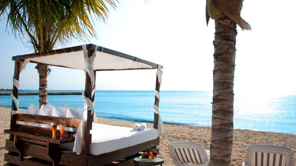 Pacific Breeze Bali Beds