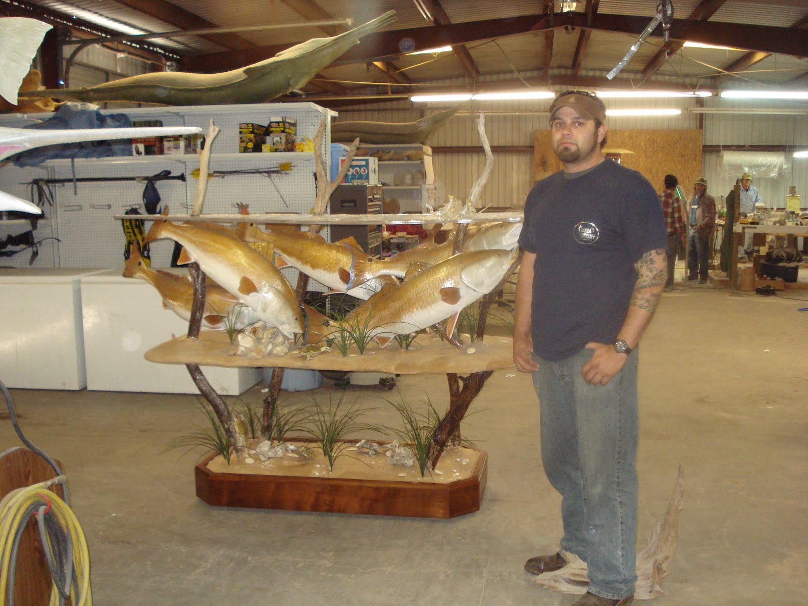 Garza Taxidermy: More Redfish Scene Pictures