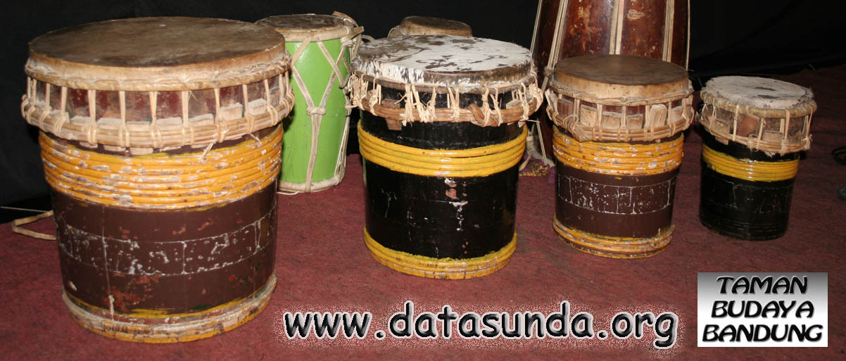 Bale Budaya Bandung Pengrajin Karawitan Sunda: penyedia alat kesenian
