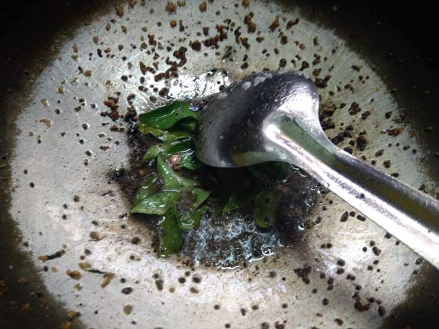 Plantain and Yam Eriseri - Vazhaikkai SenaiKizhangu Eriseri