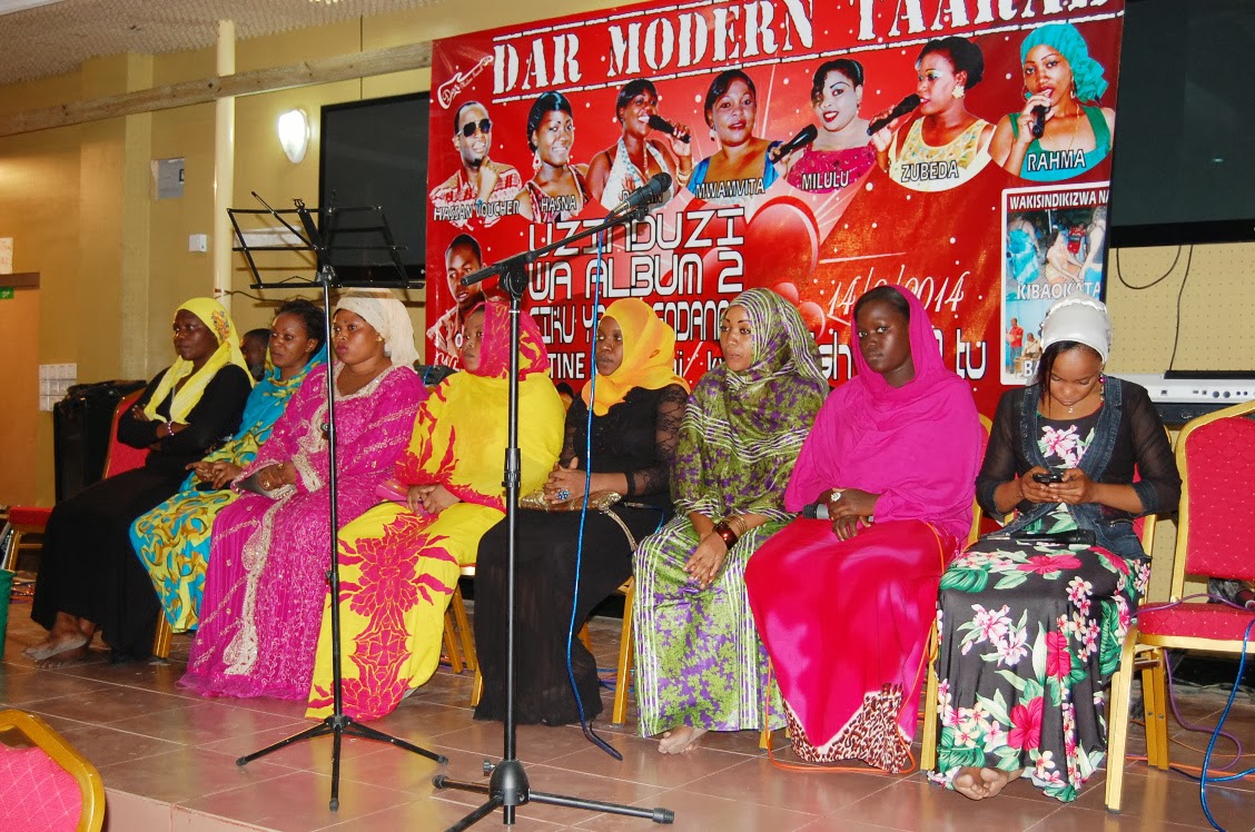 DAR MODERN TAARABU YATAMBULISHA WASANII WAPYA NA ALBUM MBILI...TAARABU ZETU