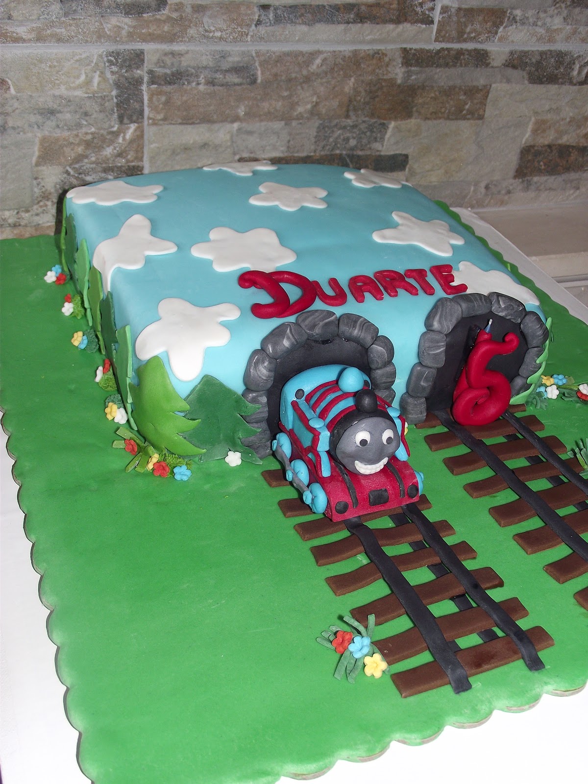 Doce Encanto: Bolo O Comboio do Tomás