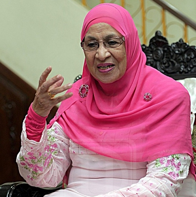 USAHAWAN BERJAYA DI MALAYSIA - FAIZA BAWUMI SAYED AHMAD