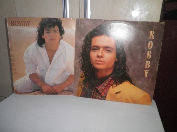 Robby Rosa(Robi Draco Rosa) menudo