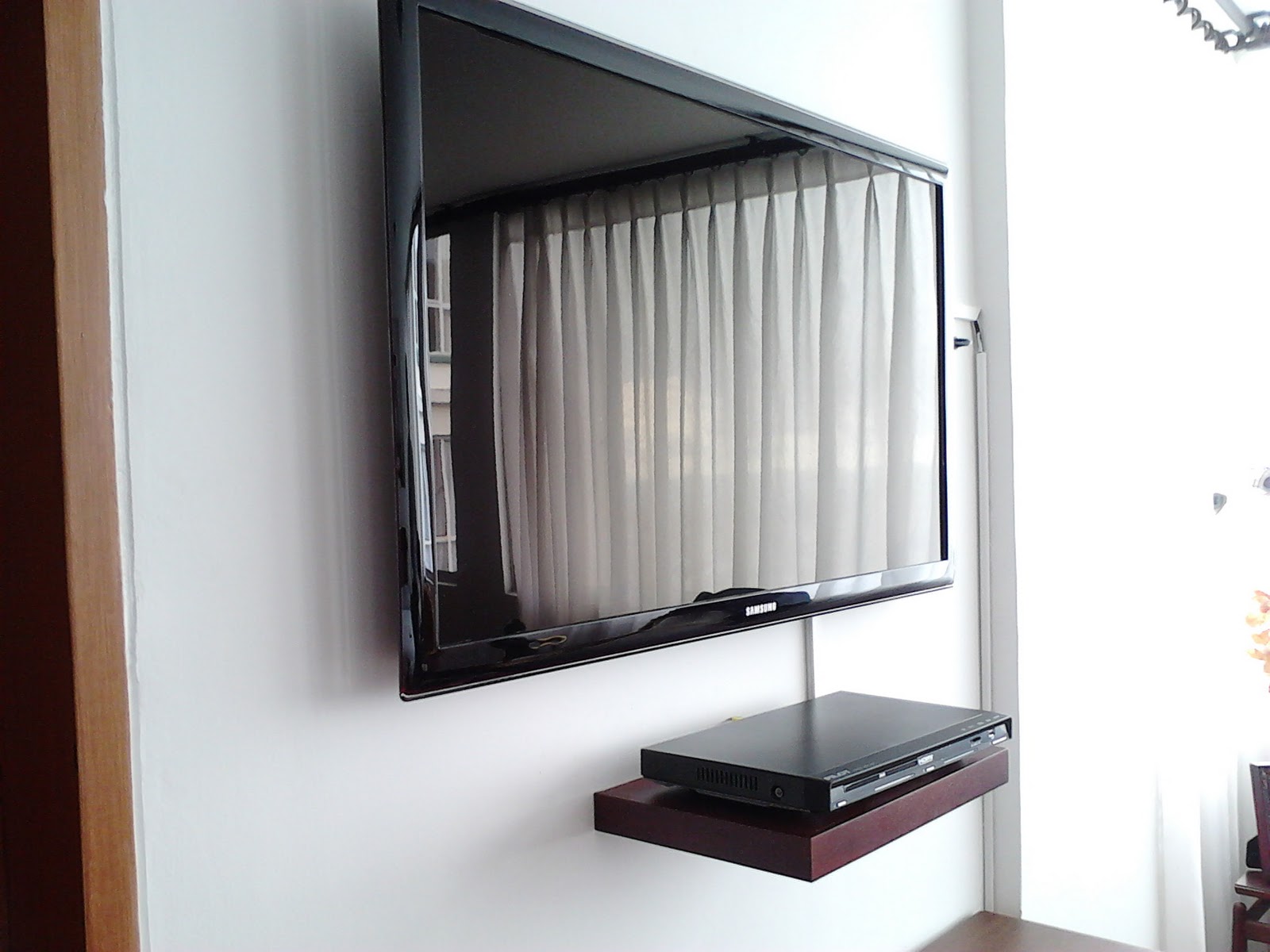 BASES PARA TELEVISION LCD -LED: BASE DVD EN MADERA