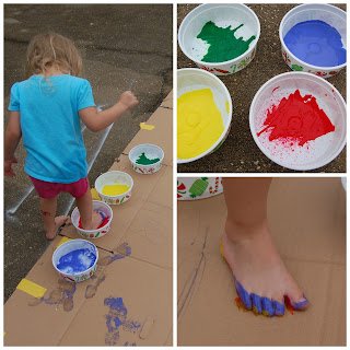 Encourage. Play. Learn.: Footprint Art