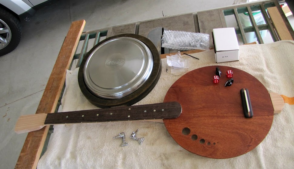 Barefoot Boogie Guitars: Hub Cap Guitar - Progress for the week