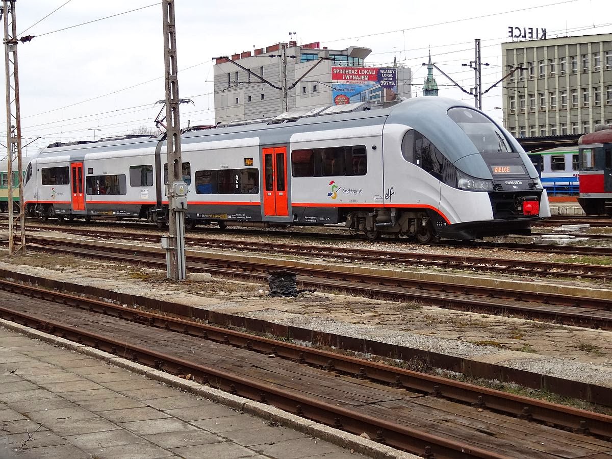 Świętokrzyskie Elfy. EN96-002 na stacji Kielce. | Kolejowe Kielce