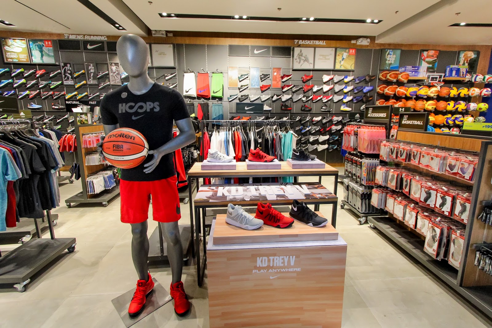 Lakwatsera Lovers: Toby’s Sports Elevates Store Design to World-Class ...