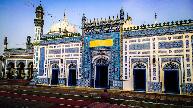 Shah Abdul Latif Bhittai: Biography, Life and more - BeAnInspirer