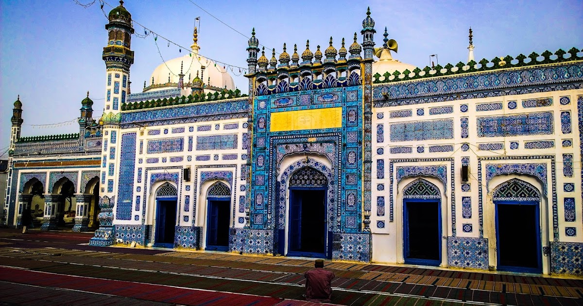 Shah Abdul Latif Bhittai: Biography, Life and more - BeAnInspirer