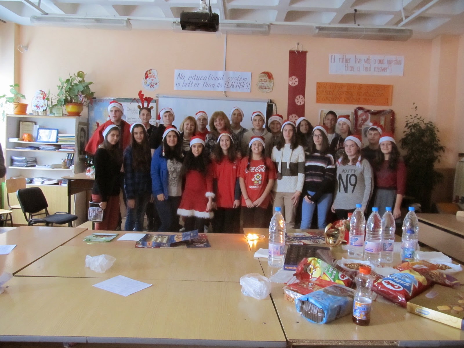 88. УЧИЛИЩЕ - СЪБИТИЯ И СНИМКИ: Коледен урок в 8.а клас