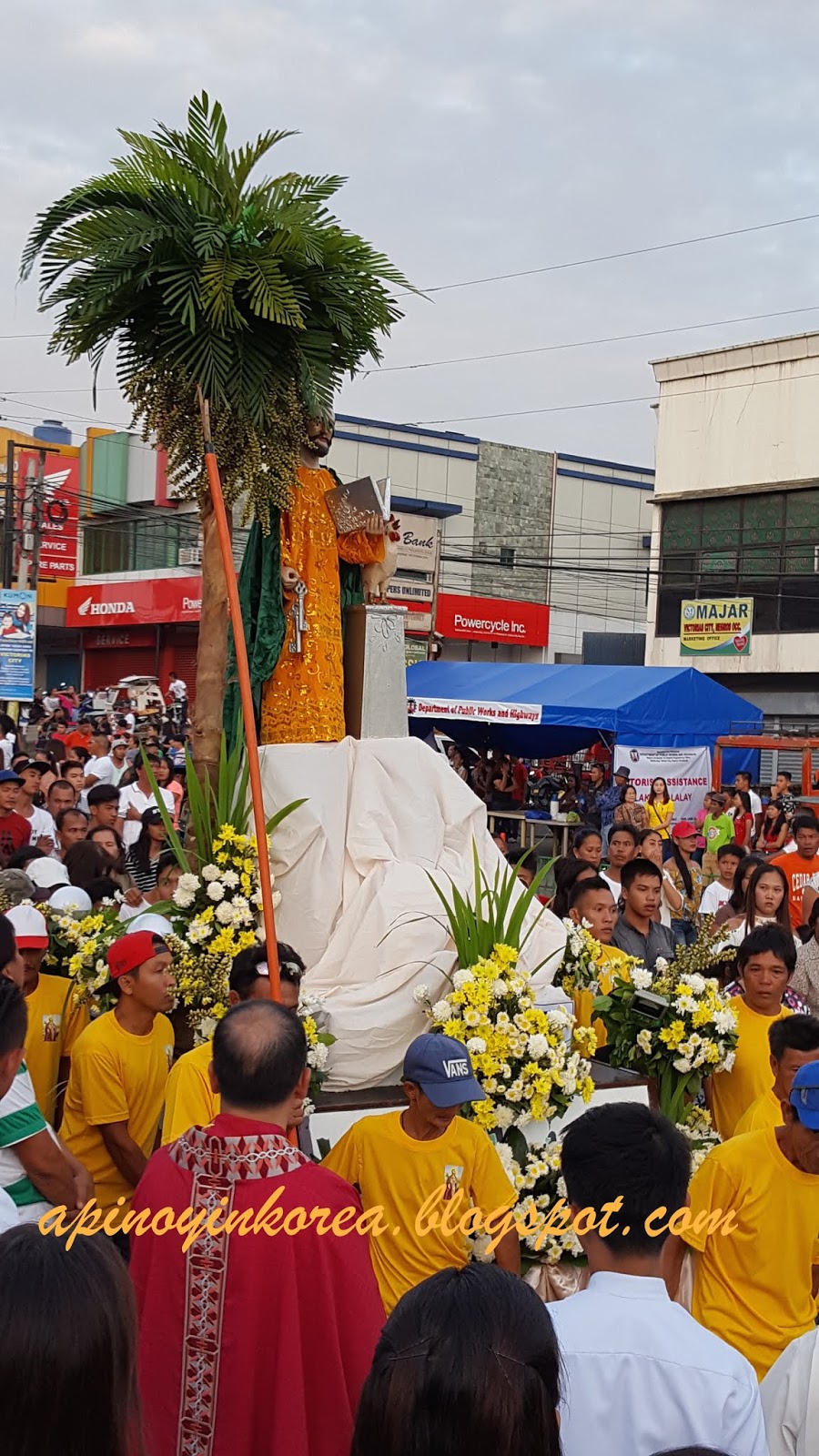 A Pinoy in Korea: Carrozzas de La Semana Santa: The Most Attended and ...
