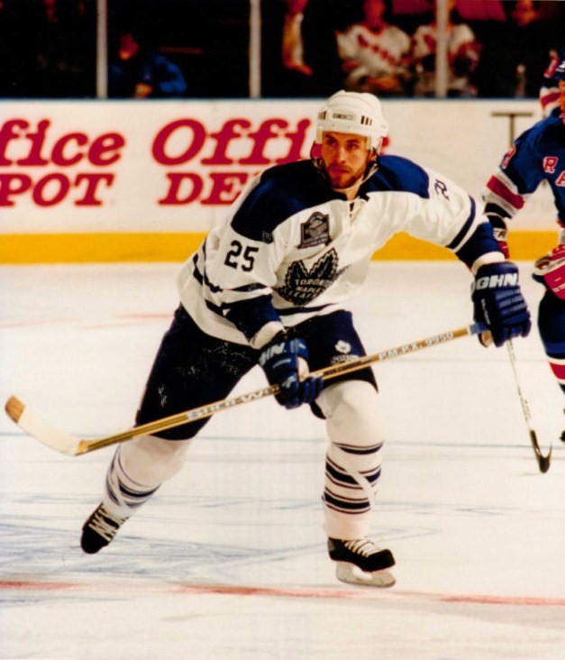 Vintage Leafs: Jason Smith Photograph