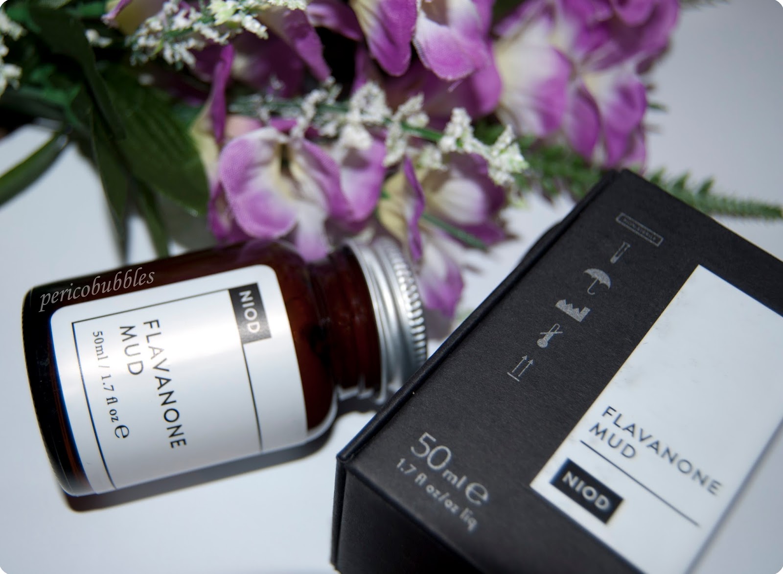 El cafe de bubbles: Flavanone Mud NIOD. Deciem