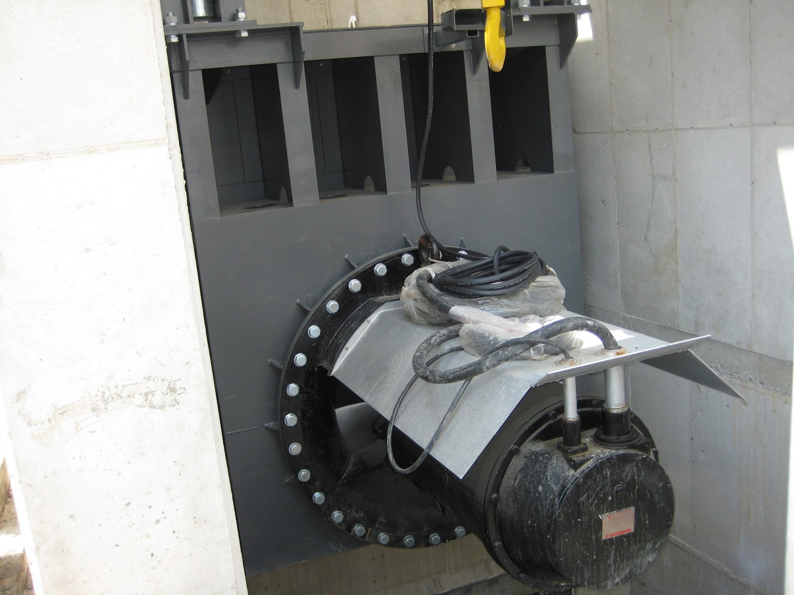 HASUH PUMP GATE: HASUH Pump Gate®, completed in Gwangpyeong-ri, Hadong ...