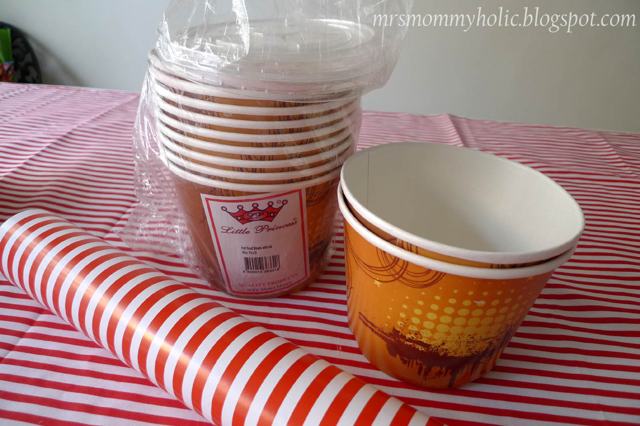 MrsMommyHolic: DIY Dessert Table