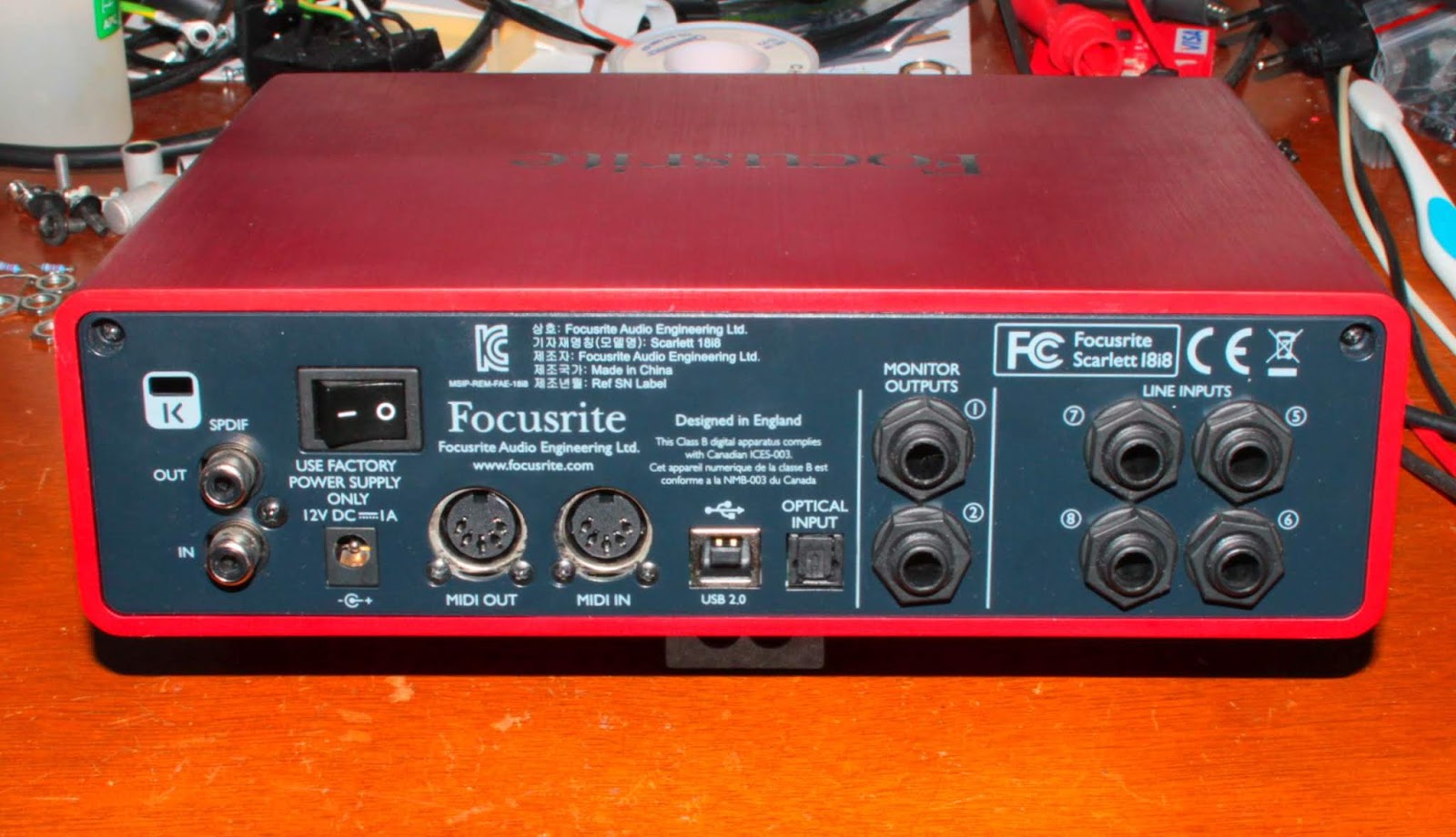 Khron's Cave: #38 Focusrite Scarlett 18i8 (1st gen) teardown