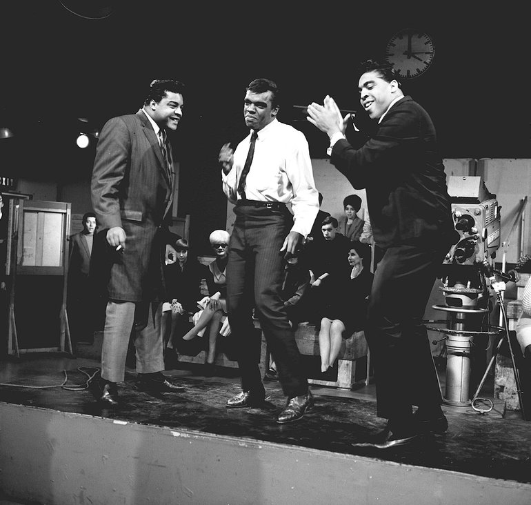 I MIEI SOGNI D'ANARCHIA - Calabria Anarchica: The Isley Brothers Band R ...