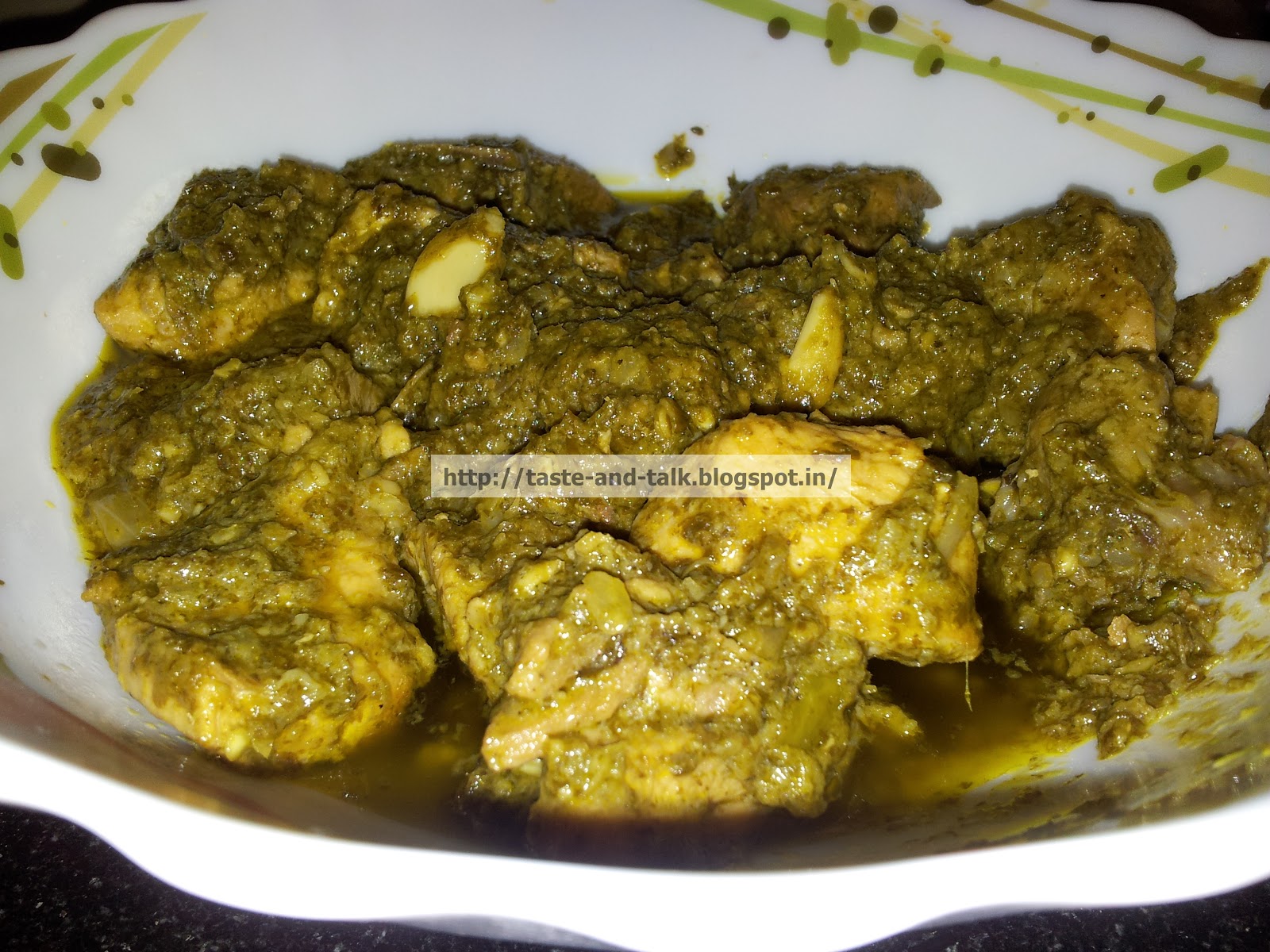 My Creative Space: Dhaniya Murgh