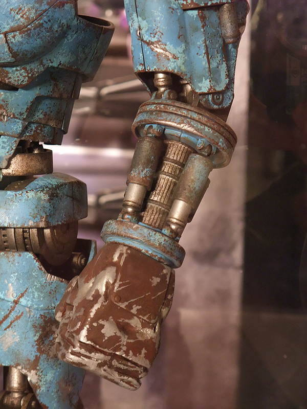 toyhaven: 3A Real Steel Ambush Robot Figure Preview