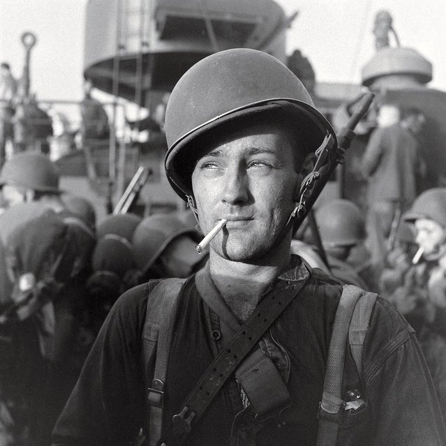 Black and White Photos of Life in World War II ~ Vintage Everyday