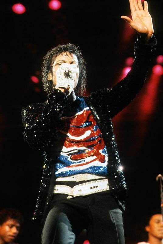 MJJ Photo Gallery: Michael Jackson - Victory Tour (The Jackson Tour)