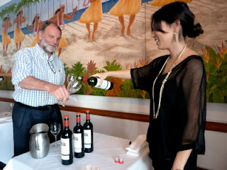 Hawaii eats - Weekly Eater archive: Sharing a glass with vintner John ...