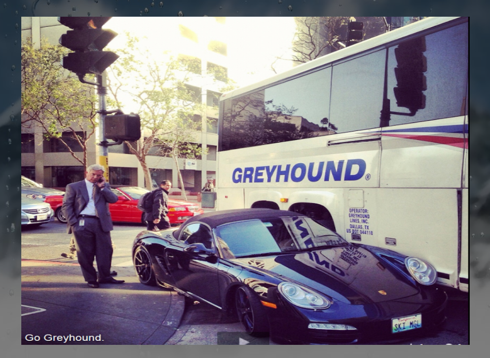 Bus Digest Magazine: Advoiding... " The Right Turn Squeeze