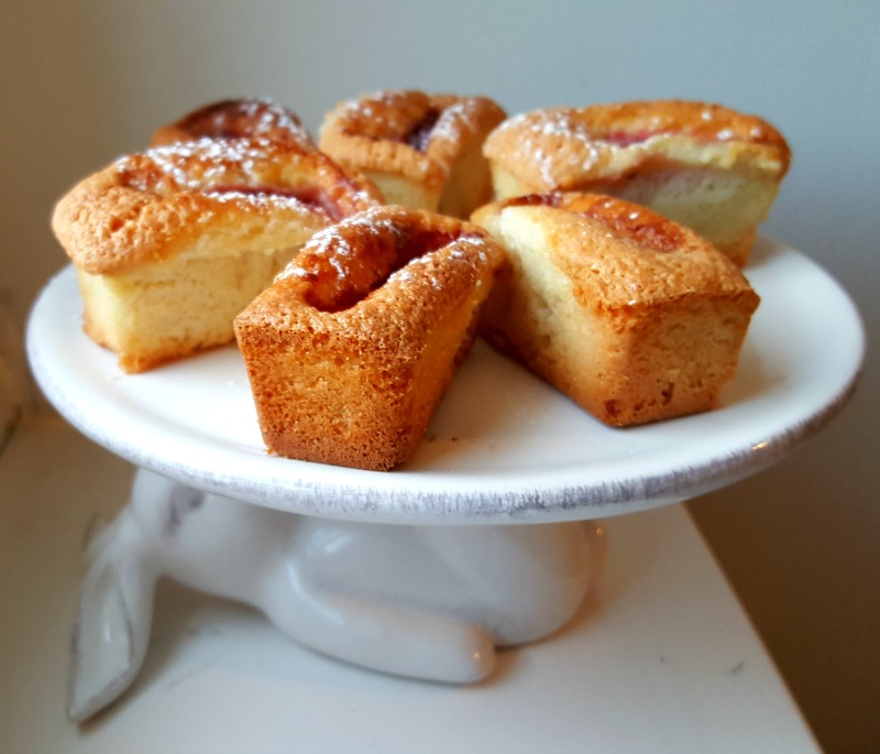 La cuisine & Claudine: Mini Financiers aux fraises