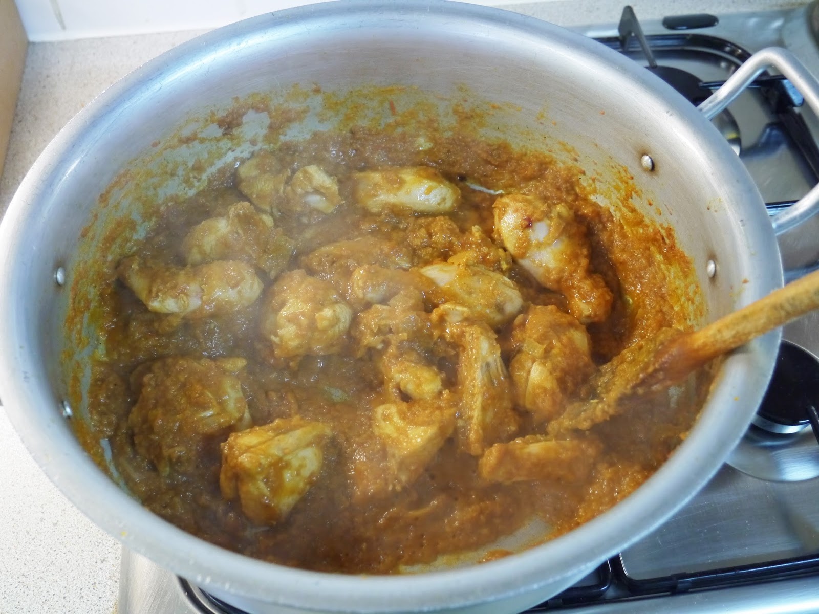 This Muslim Girl Bakes: Our House Pakistani Chicken Curry.