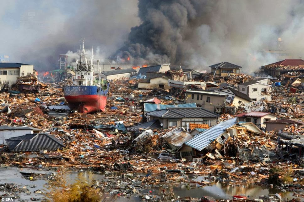 Dangerous Power of Nature : Earthquake and Tsunami, Japan 2011