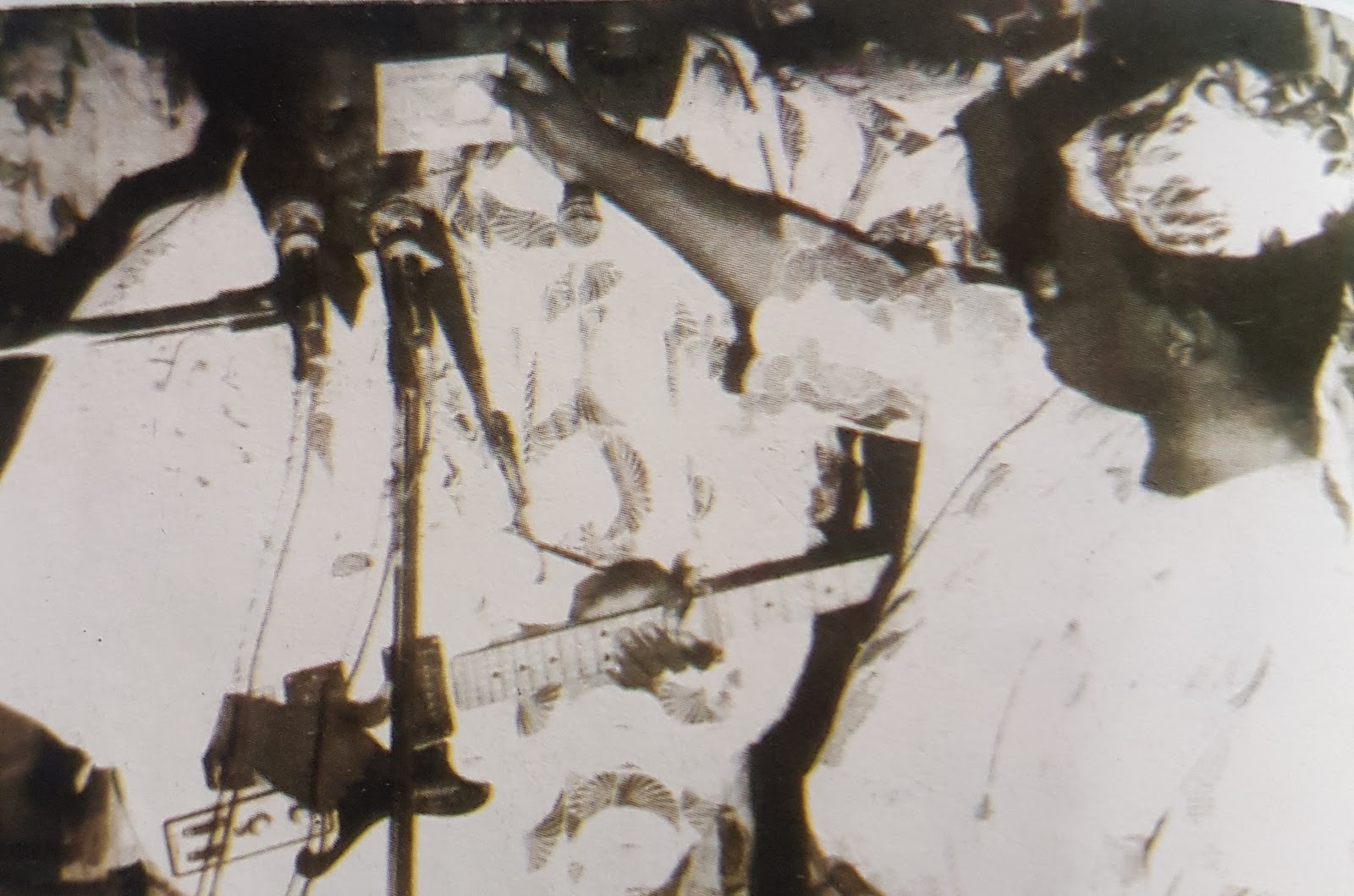 O N I G E G E W U R A: The Magnate versus The Musician - The Story of ...